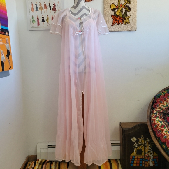 Val Mode | Intimates & Sleepwear | Val Mode Vintage Pink Slip Gown ...